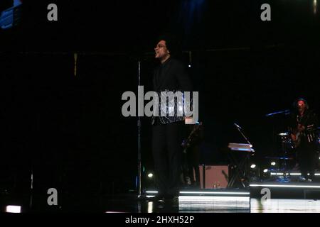 Maxwell performs during Maxwell: The Night Tour held at the Prudential ...
