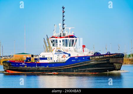 Nike, a Rotortug tugboat owned by Seabulk Towing, travels along the ...