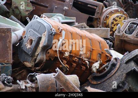 Metal scrap is collected for reuse Stock Photo - Alamy