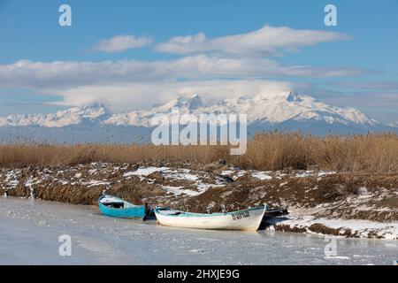 Fishing boats in Beysehir Lake. Turkey Stock Photo - Alamy