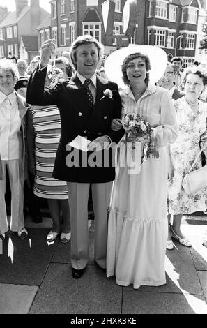 Michael Aspel TV Presenter July 1998 With his wife at the Dorchester ...