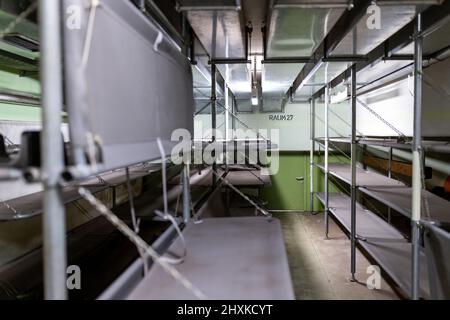 13 March 2022, Bavaria, Nuremberg: The airlock room at the entrance of ...