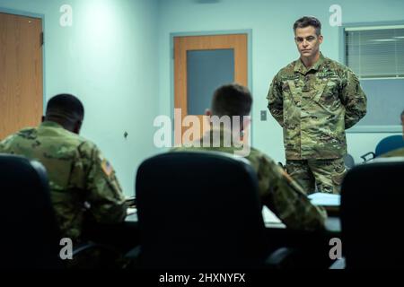 CHRIS PINE in THE CONTRACTOR (2022), directed by TARIK SALEH. Credit ...