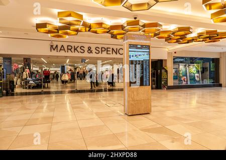 Interior of Central Milton Keynes Shopping Centre (The Centre mk ...