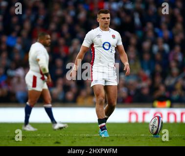Herry Slade of England during Guinness six Nations match between ...
