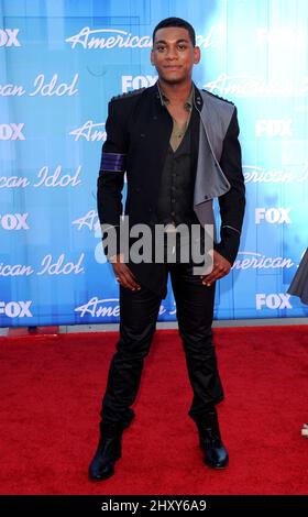 Joshua Ledet attends the 2012 American Idol Season 11 Finale held at ...