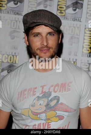 Peter Facinelli at 2012 Comic Con - The Twilight Saga: Breaking Dawn ...