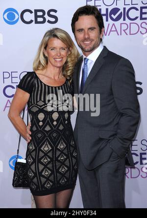 Charles Esten & wife Patty arriving at the People's Choice Awards 2013 ...