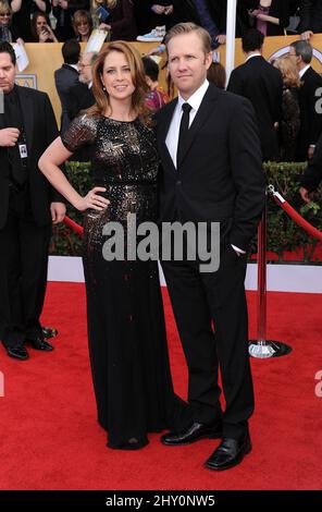 JENNA FISCHER 19TH ANNUAL SCREEN ACTORS GUILD AWARDS. RED CARPET LOS ...