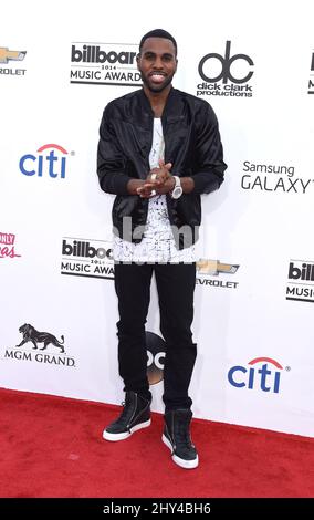 Jason Derulo on the red carpet for the 2018 MTV Europe Music Awards at ...