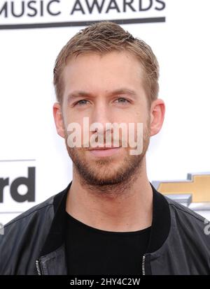 Calvin Harris arrives at the Billboard Music Awards at the MGM Grand ...