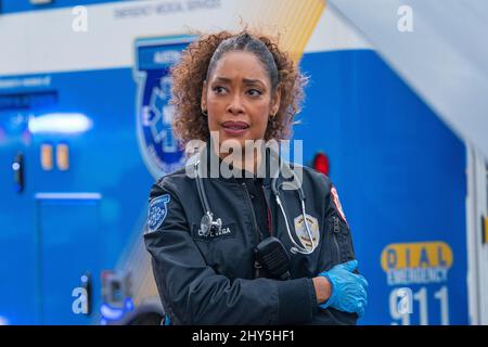 9-1-1: LONE STAR, (aka 911: LONE STAR), Gina Torres (center) with ...