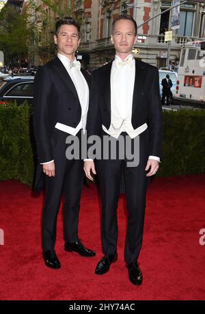 (L-R) Neil Patrick Harris and David Burtka attend the The Roundabout ...