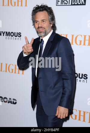 Mark Ruffalo arriving for the Spotlight Spotlight premiere held at DGA ...
