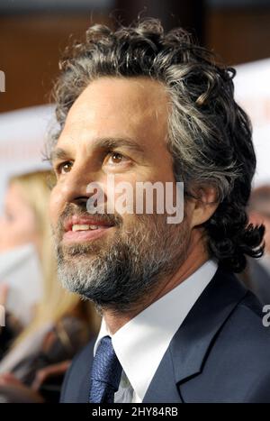 Mark Ruffalo arriving for the Spotlight Spotlight premiere held at DGA ...
