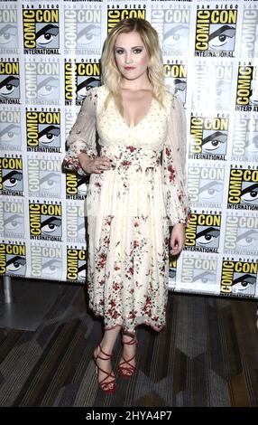Eliza Taylor of 'The 100' attending Comic-Con 2016 in San Diego Stock ...