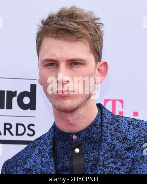 Machine Gun Kelly Stock Photo - Alamy
