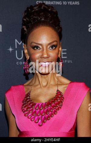 Lu Sierra on the red carpet during the The 66th Miss Universe pageant ...