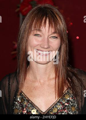 Country singer songwriter Lari White passed away today from cancer ...