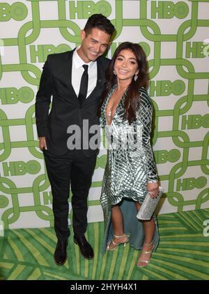 Sarah Hyland arrives at the HBO Golden Globes afterparty at the Beverly ...