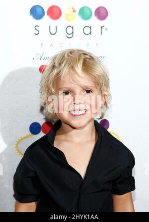 Tydus Talbott arrives at Jake Paul and Tana Mongeau's wedding reception ...