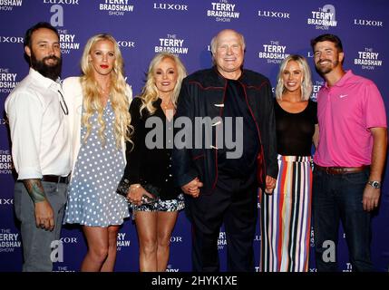 Noah Hester, Lacey Hester, Terry Bradshaw, Tammy Bradshaw at The Terry ...