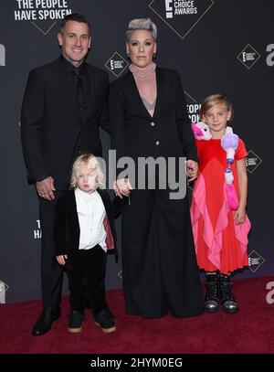 Carey Hart, Willow Sage Hart, Jameson Moon Hart, and P!nk at the 2022 ...