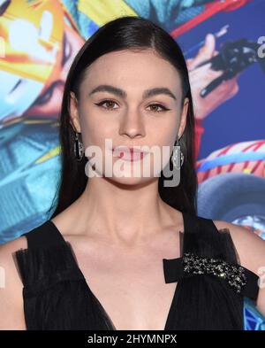 Sophie Skelton arrives at the Los Angeles Premiere of "Outlander ...