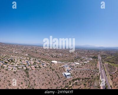 Aerial view of the mansions and roads. Fountain Hills, Fountain Park ...