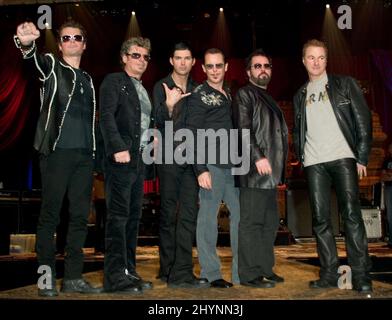 INXS & new lead singer JD Fortune. Picture: UK Press Stock Photo - Alamy