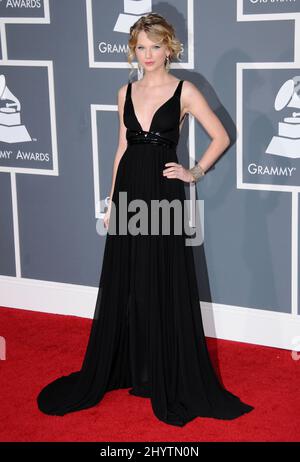 Taylor Swift attending the 51st Annual GRAMMY Awards - Salute To Icons ...