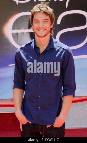 Craig Horner at the "Earth" World Premiere at the El Capitan Theatre in ...