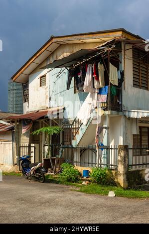 A Traditional Malay Kampung Home at Kampung Baru Stock Photo - Alamy