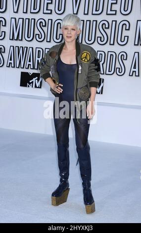 Robyn 2010 Music Video Awards at the Nokia Theatre In Los Angeles.Robyn ...