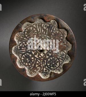 Mirror. Afghanistan, 12th-13th century. Metal. Bronze Stock Photo - Alamy
