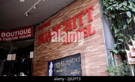 Thermae Coffee Shop Ruamchitt Hotel Sukhumvit Road, Khlong Toei Nuea ...