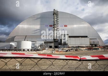 Chernobyl, Ukraine. 28th Nov, 2016. Transformer substations and high ...