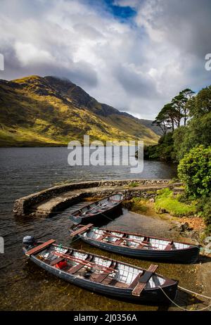 Lough Inagh in Connemara, County Galway, Ireland Stock Photo - Alamy
