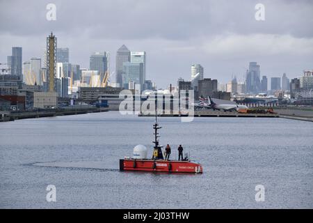 Fugro Orca Uncrewed Surface Vessel (USV) testing in the KGV Dock in ...