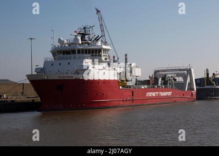 Elektron, Statnett Transport, Ro-Ro Cargo Ship, River Yare quayside ...