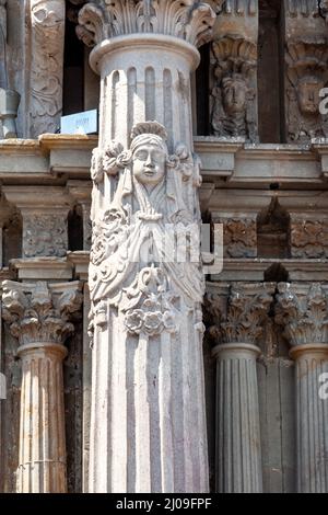Vertical shot of inside the cathedral of Lima with sculptures in Peru ...