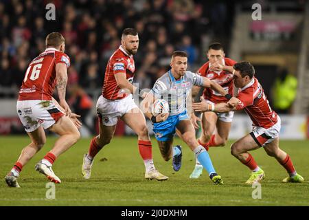Jack Walker #1 of Leeds Rhinos starts an attacking move Stock Photo - Alamy