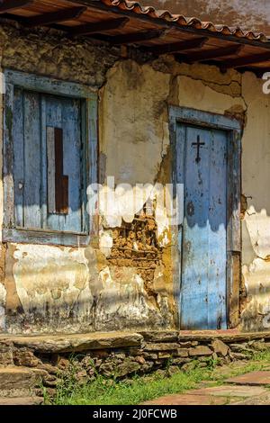 Old and deteriorated house in Ouro Preto Stock Photo - Alamy