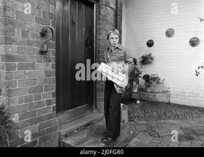 Reconstruction of the murder of Carl Bridgewater at Yew Tree Farm near ...