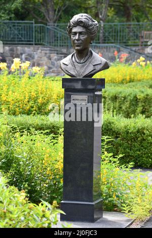 Statue of Mildred Lasdon at Lasdon Park and Arboretum in Katonah, New ...