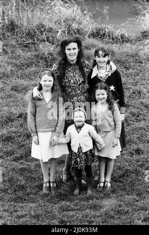 Campaigner Victoria Gillick with some of her children. 22nd November ...