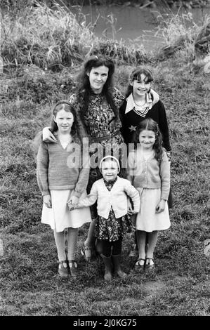 Campaigner Victoria Gillick with some of her children. 22nd November ...