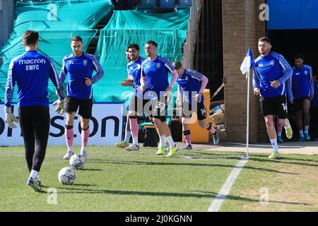 Sheffield Wednesday players enter the field to warm up Stock Photo - Alamy