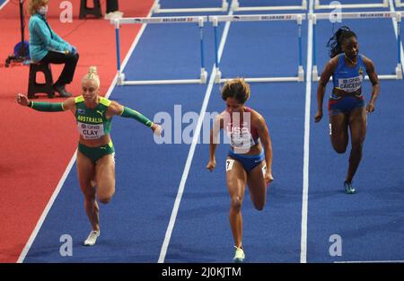 Liz CLAY of Australia, Gabriele CUNNINGHAM of USA, Maribel Vanessa ...