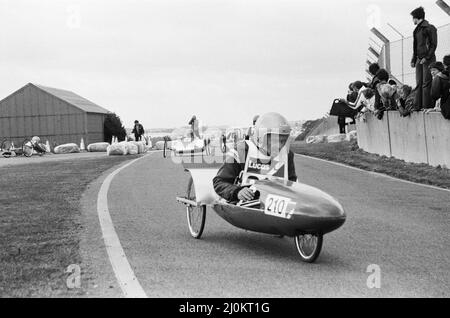 Electric Car Trials in England. The Lucas Electrathon race at Donington ...
